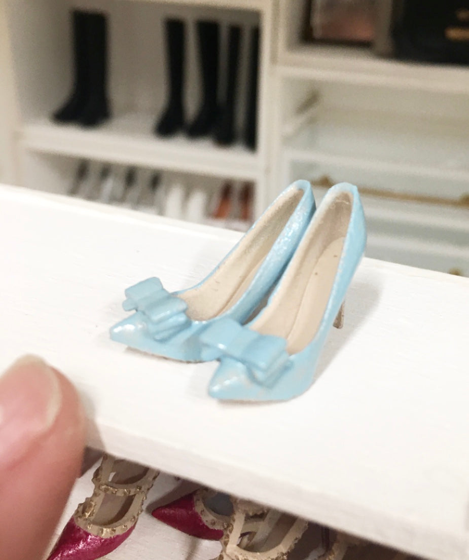 1:12 Scale | Miniature Farmhouse Shoes Bow Pumps Powder Blue ...