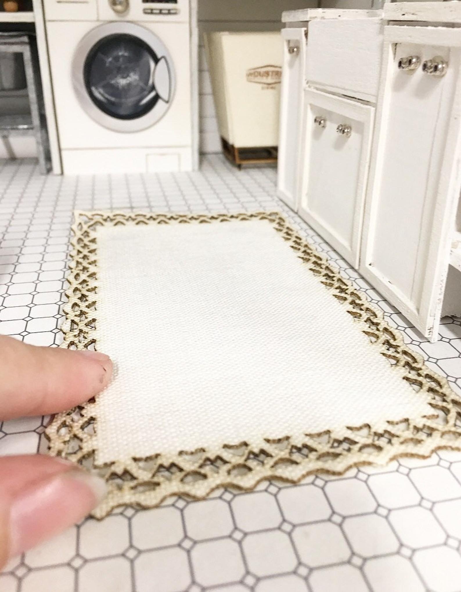 Miniature Linen White Lace Rug – MyMiniatureEmporium